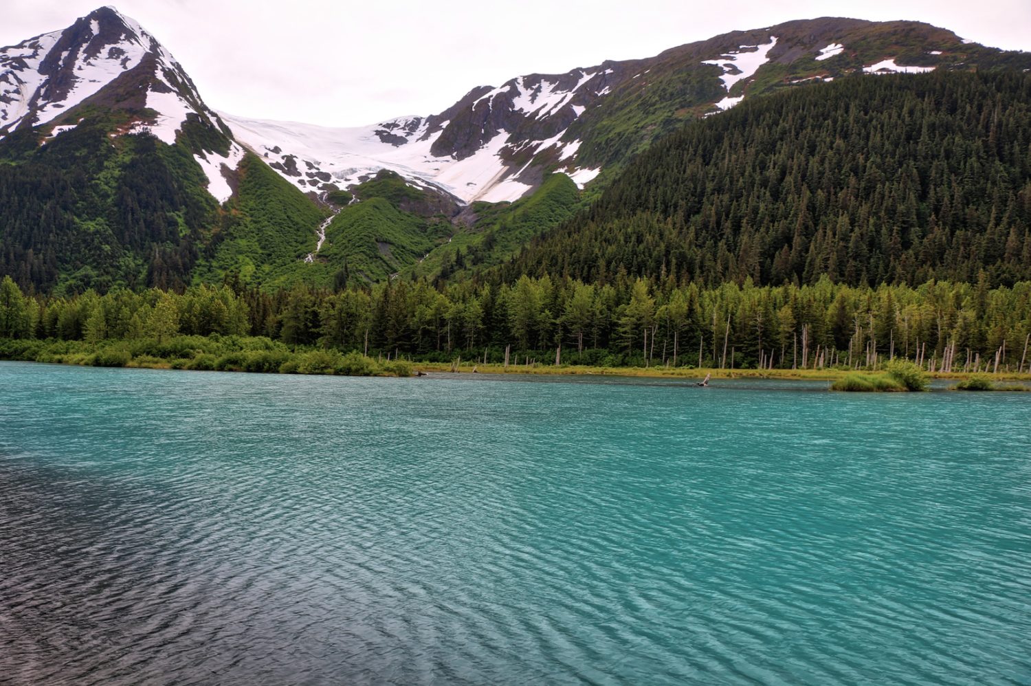 EXPLORING THE PORTAGE VALLEY, ALASKA - Our Home Has 6 Wheels
