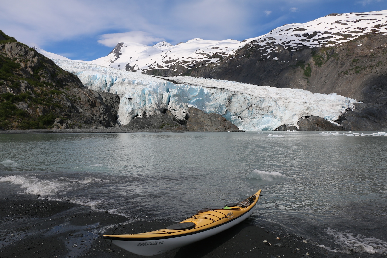 EXPLORING THE PORTAGE VALLEY, ALASKA - Our Home Has 6 Wheels